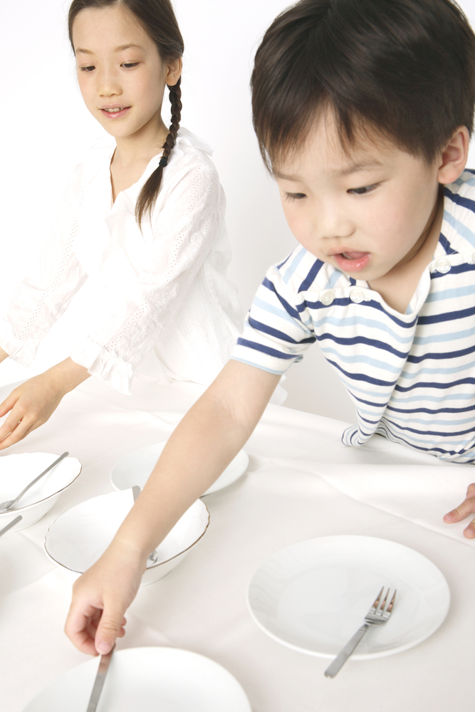 Helping set the table - My Child’s Speech